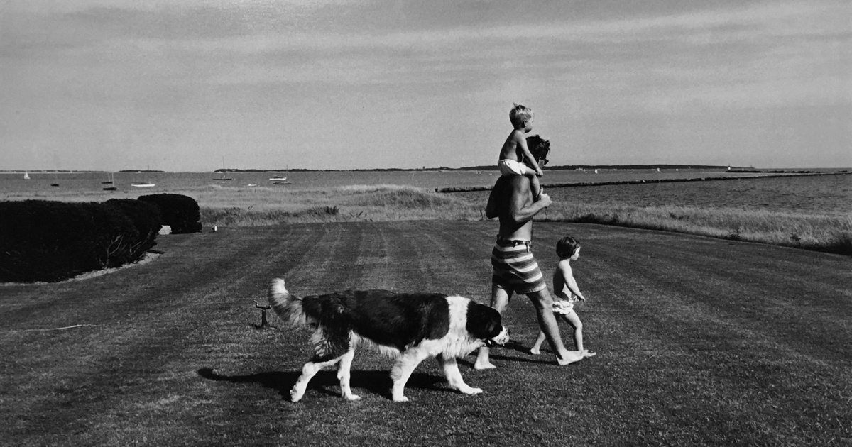 #1017 - Jacques Lowe | Peter Fetterman Gallery